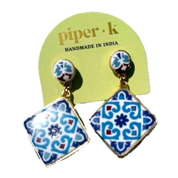 Piper K | Jewelry | Nwt Piper K Gorgeous Blue And Golden Tone Geometric ...